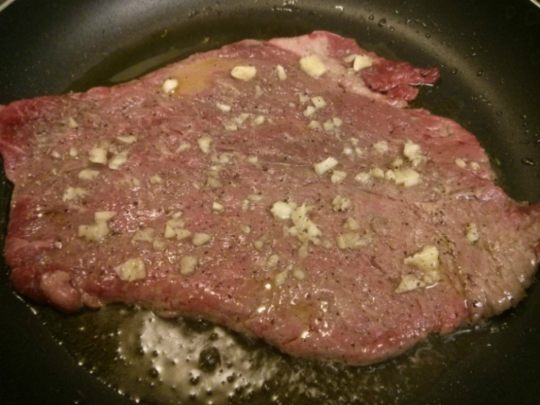 Pan con Bistec (Cuban Palomilla Steak Sandwich) - All Kinds of Recipes